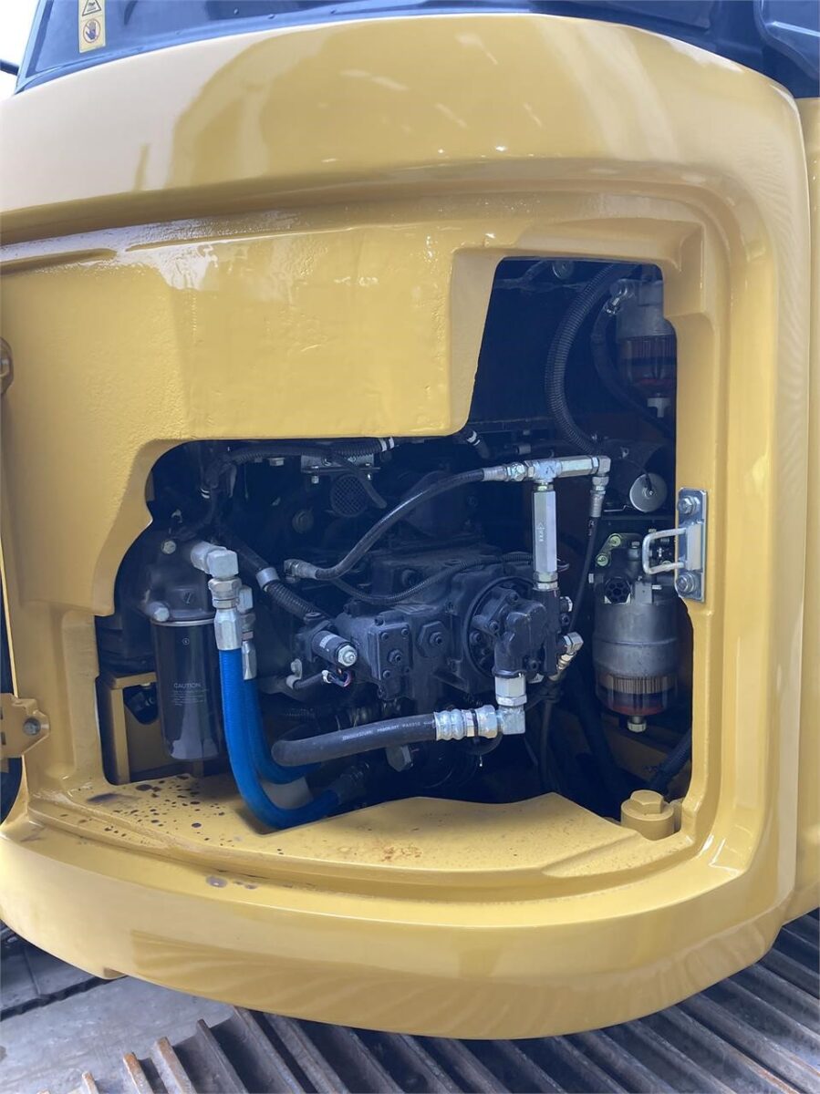 2019 KOBELCO SK140SR LC-5 EQ0000465 - Powerscreen of California